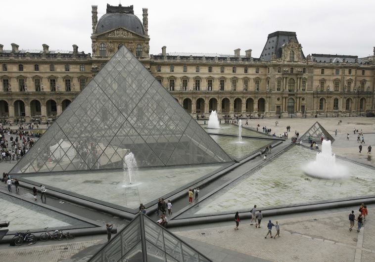 Israeli student group turned away from Louvre - The Jerusalem Post