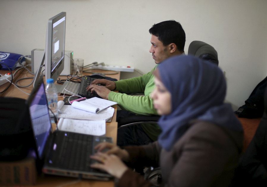 'Israeli tech firms should outsource to Palestinian workers' - The ...